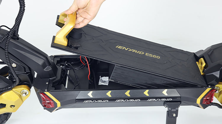 iENYRID ES60 Dual Motor Electric Scooter | 2400W Off Road E-Scooter ...